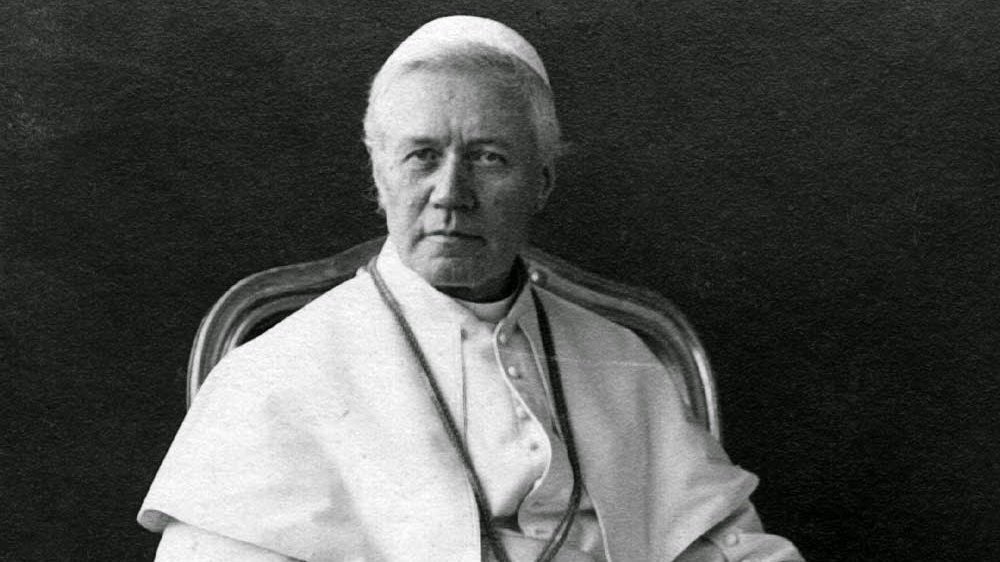 Aniversario de la coronación del Papa San Pío X. - Un Católico Perplejo
